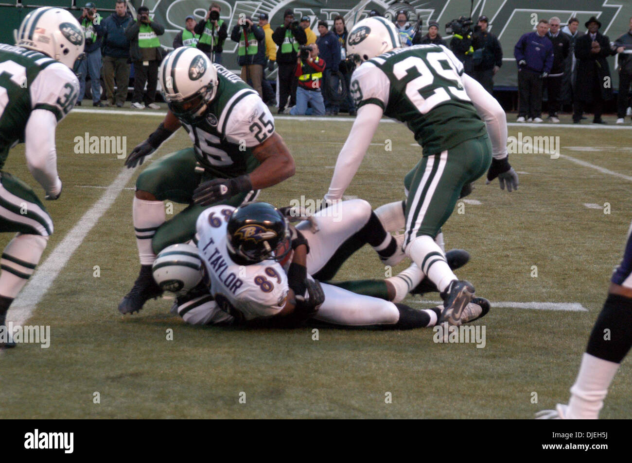 Baltimore ravens 2004 hi-res stock photography and images - Alamy