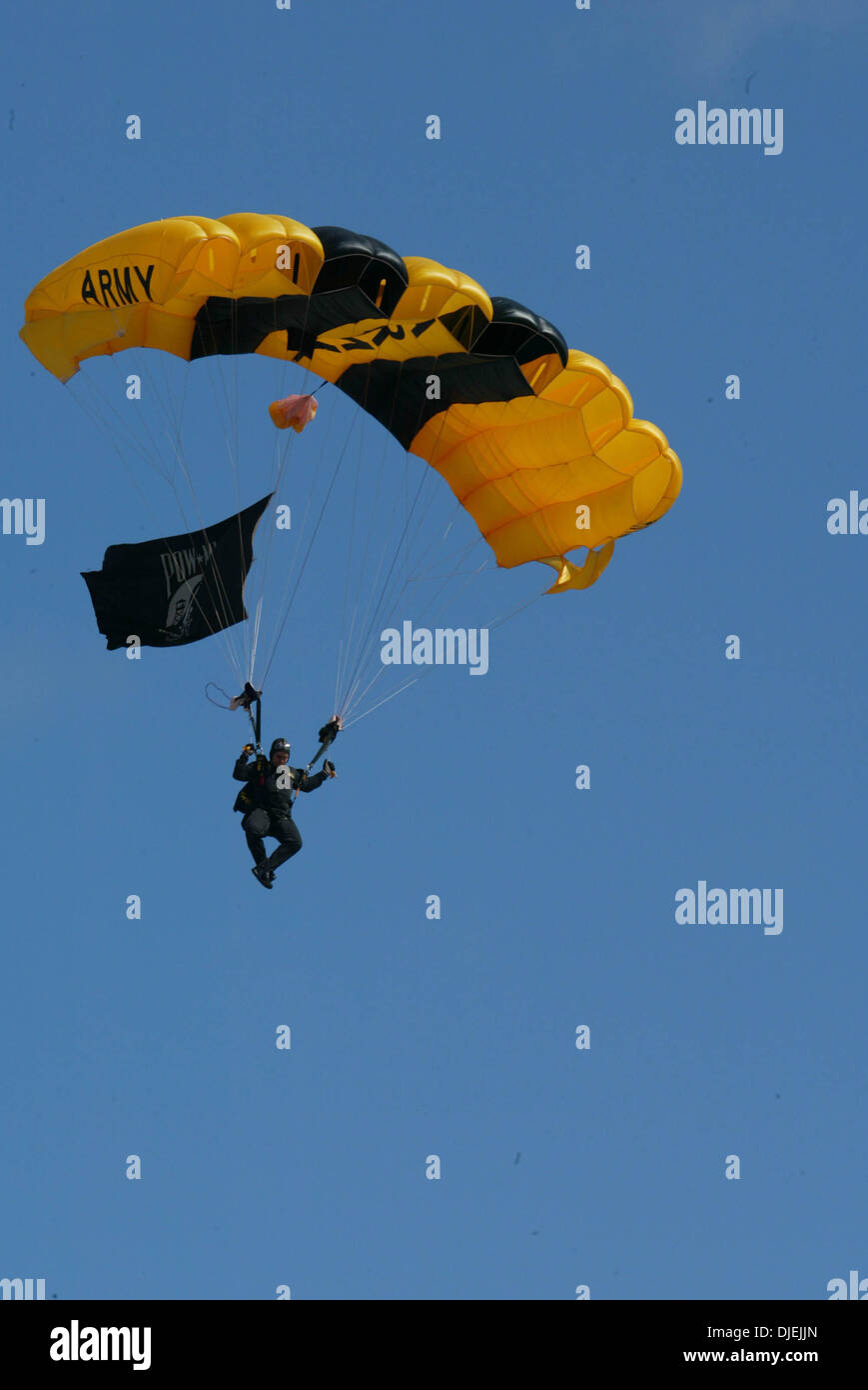 Us army golden knights hi-res stock photography and images - Alamy