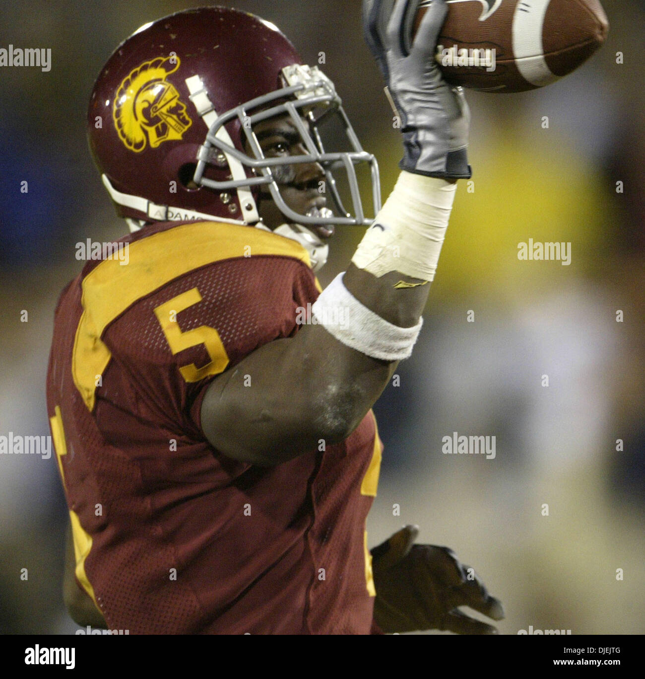 Nov 27, 2004; Los Angeles, CA, USA; USC Trojans defeat Notre Dame ...