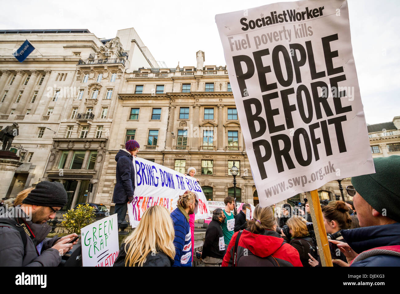 Poverty protest hi-res stock photography and images - Alamy