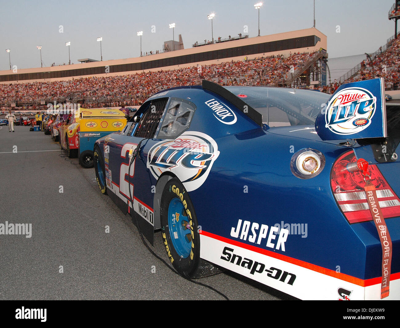 Sep 08, 2007 - Richmond, VA, USA - Drivers compete at the Nascar Chevy ...