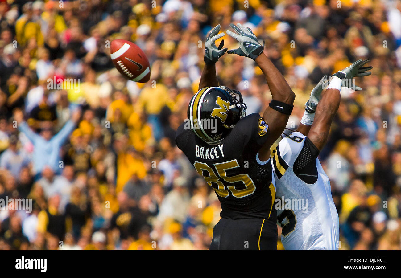 Sep 15, 2007 - Columbia, MO, USA - Senior Wide Receiver #85 GREG BRACEY ...