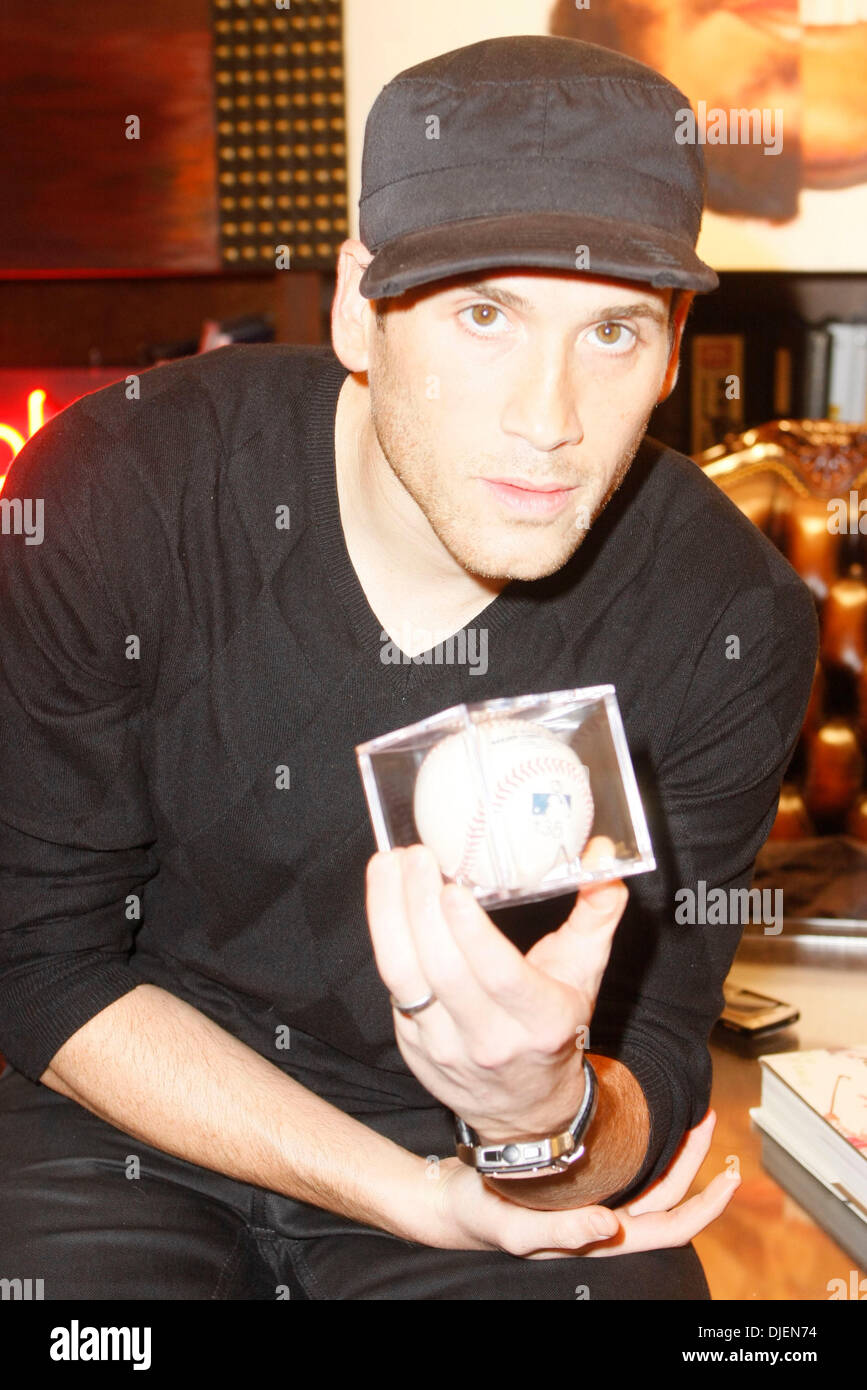 Marc ecko hi-res stock photography and images - Alamy