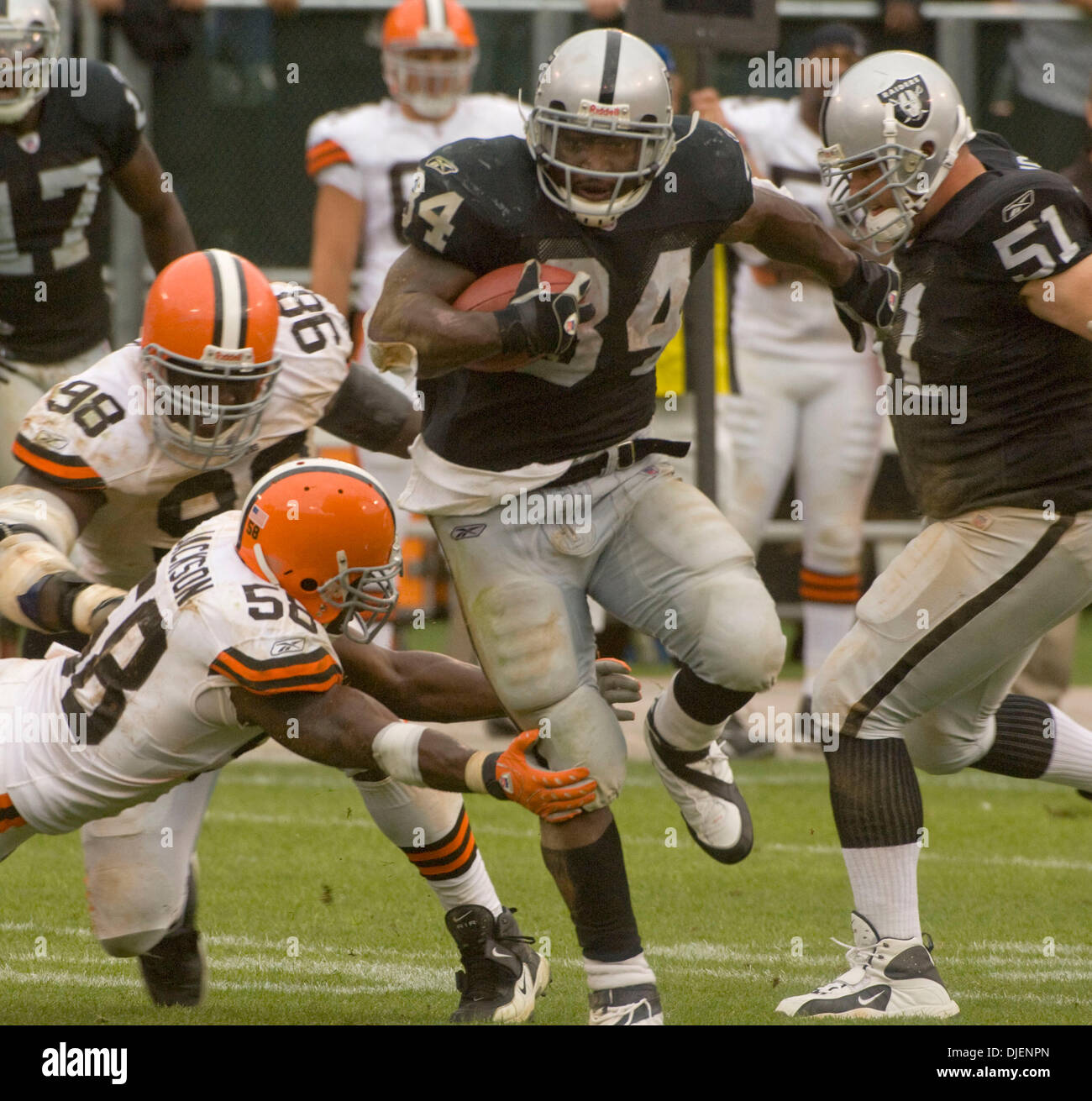 Oakland raiders running back lamont hi-res stock photography and images ...