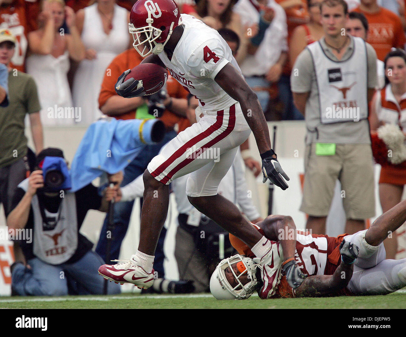 Oct 06, 2007 - Dallas, Texas, USA - NCAA Big 12 Football: OU receiver ...
