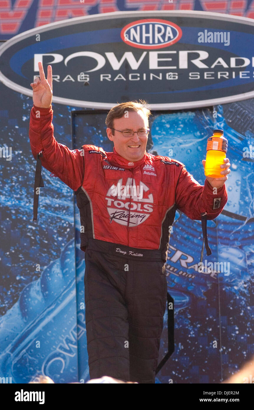 Oct 07, 2007 - Dinwiddie, VA, USA - NHRA Top Fuel driver DOUG KALITTA ...