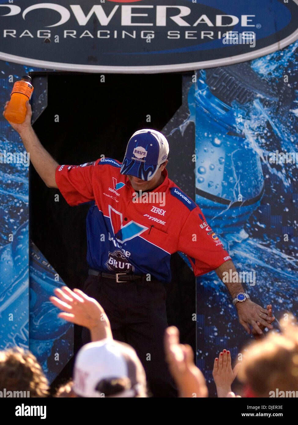 Oct 07, 2007 - Dinwiddie, VA, USA - RON CAPPS, NHRA Funny Car driver ...