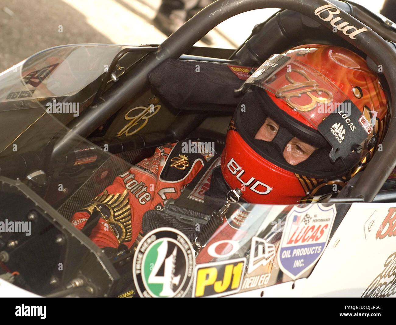Oct 07, 2007 - Dinwiddie, VA, USA - BRANDON BERNSTEIN, NHRA Top Fuel ...