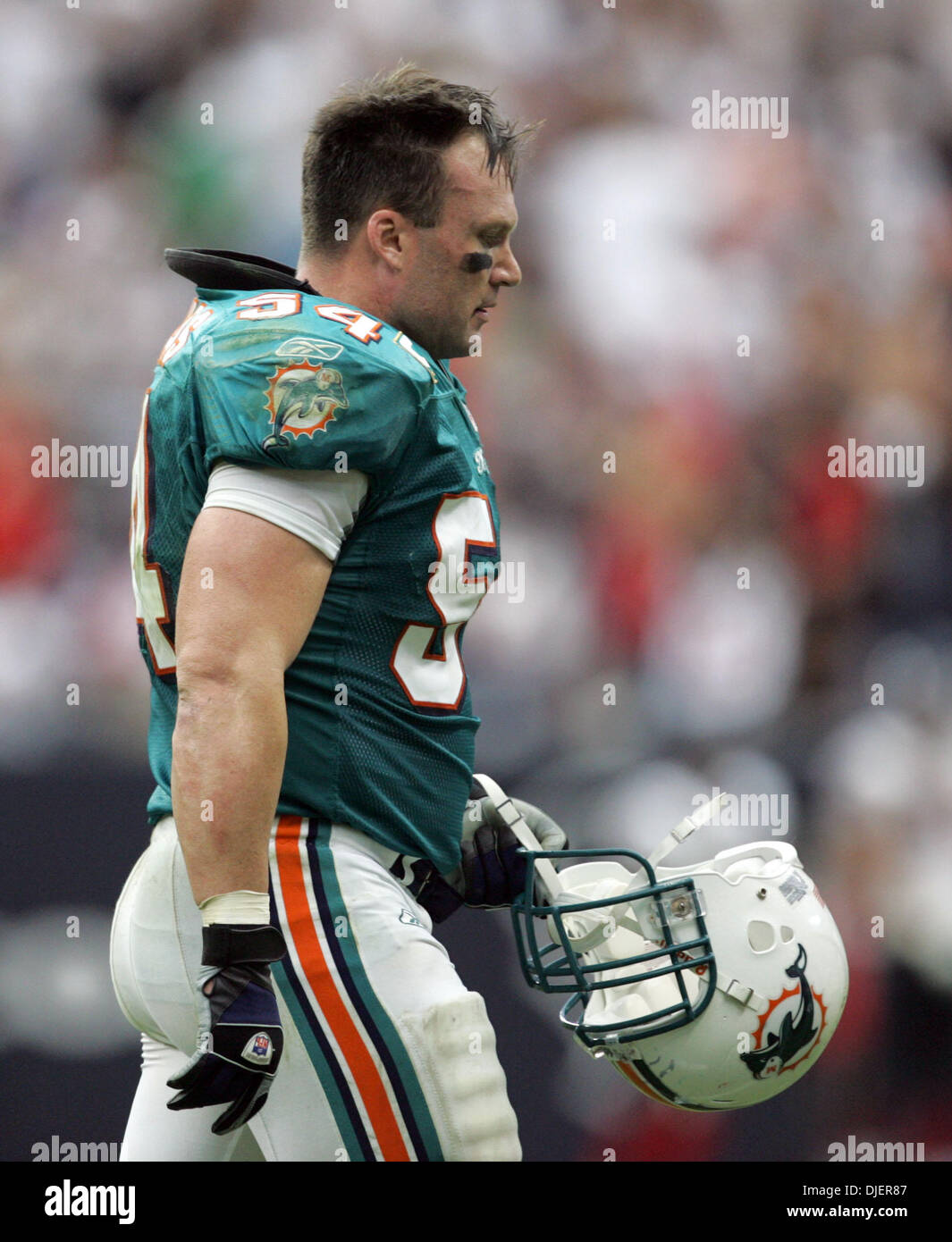 Oct 07, 2007 - Houston, TX, USA - Dolphins ZACH THOMAS with his new ...