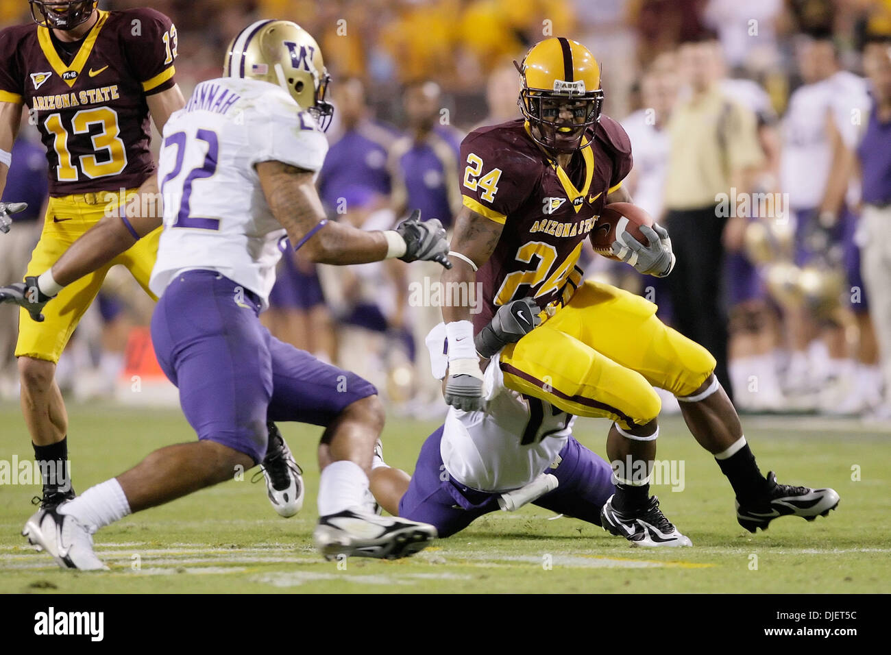 October 13 , 2007 - Tempe, AZ ..Keegan Herring #24 of the Arizona State ...