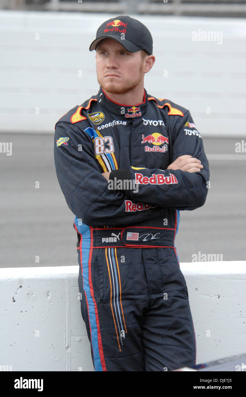 Oct 19, 2007 - Martinsville, VA, USA - Nextel Cup Nascar Driver BRIAN ...