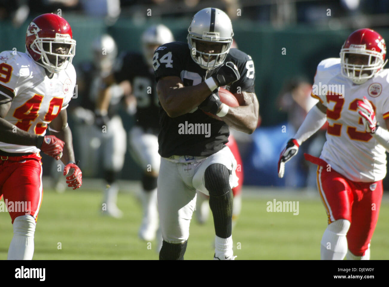 October 21st, 2007 - Oakland, CA, USA - Oakland Raiders wide receiver ...