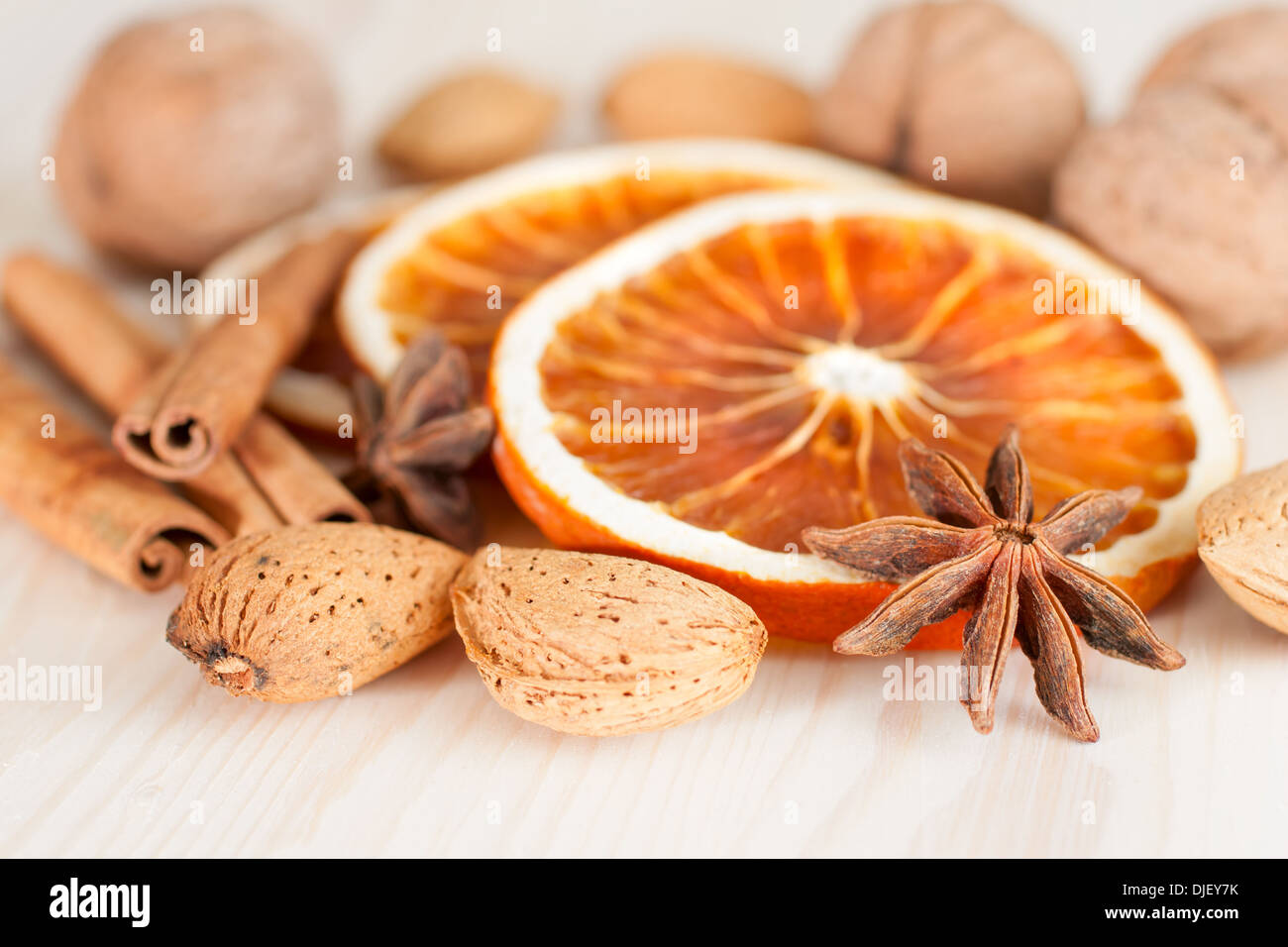 Dried orange slices christmas hi-res stock photography and images - Alamy
