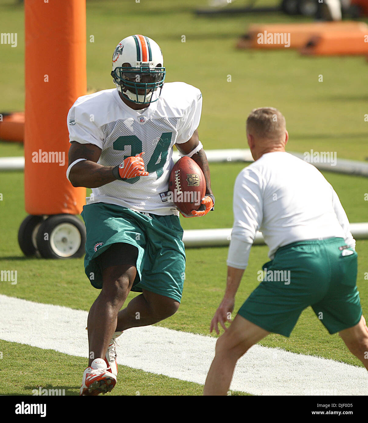 Ricky williams post football hi-res stock photography and images - Alamy