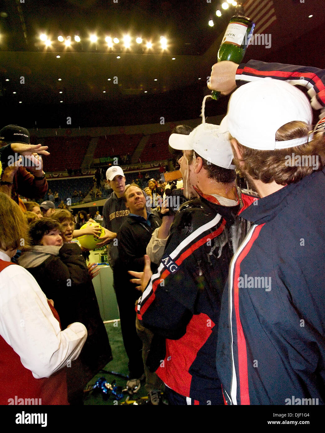 Andy roddick davis cup hi-res stock photography and images - Alamy