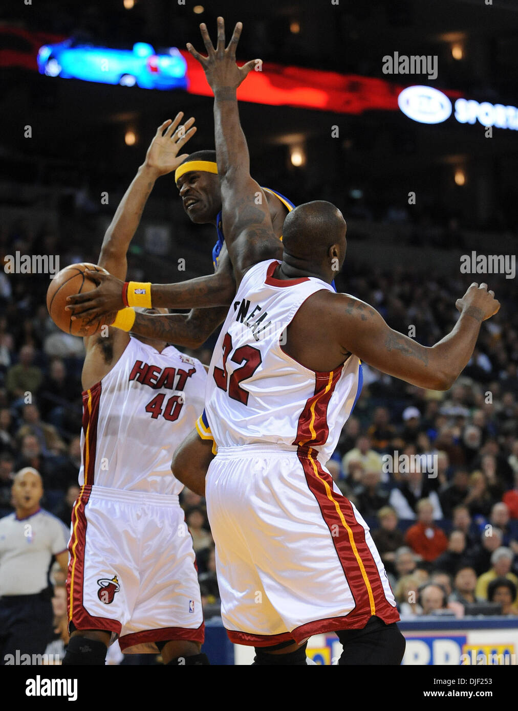 Golden State Warriors' Stephen Jackson, #1, tries to shoot past Miami ...