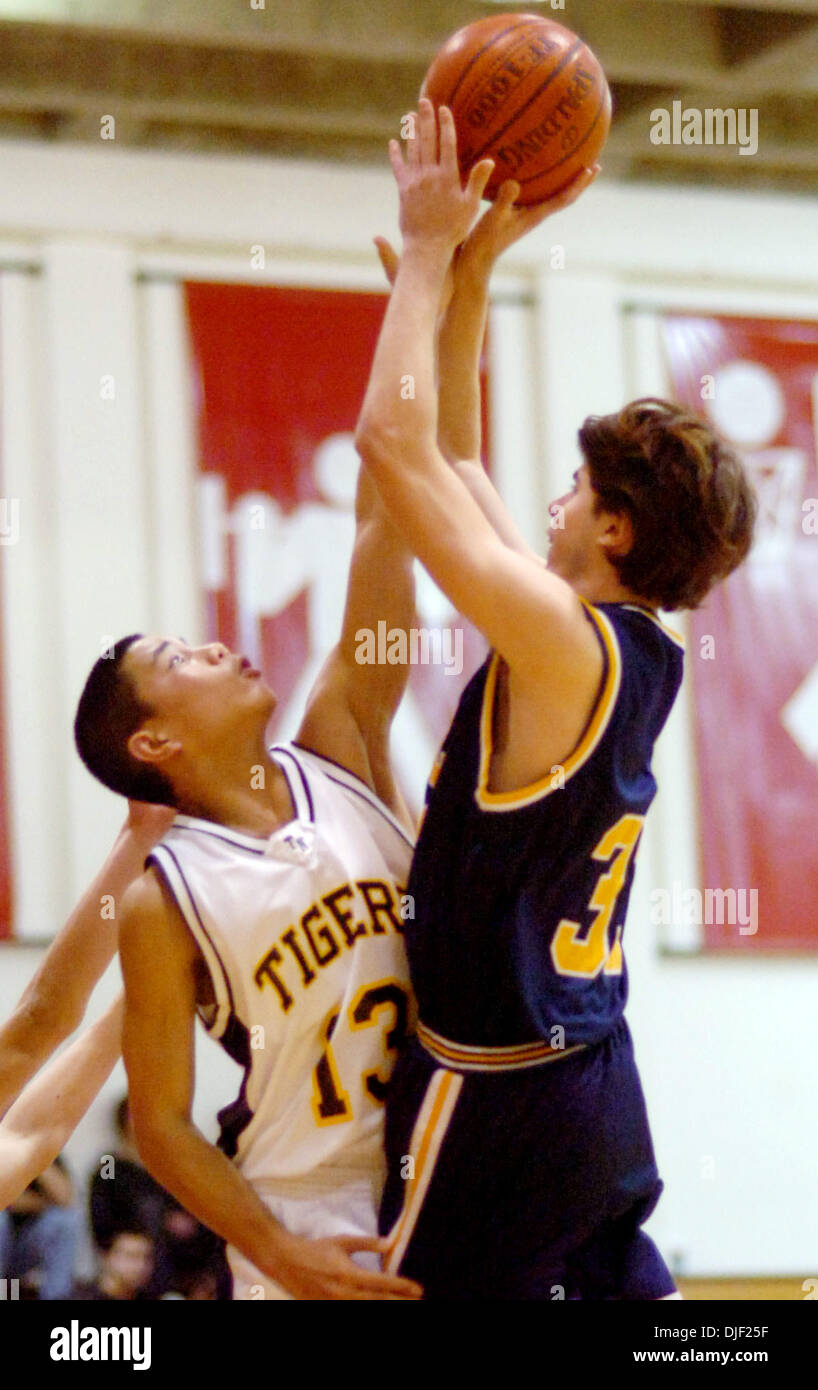 Menlo atherton high school hi-res stock photography and images - Alamy