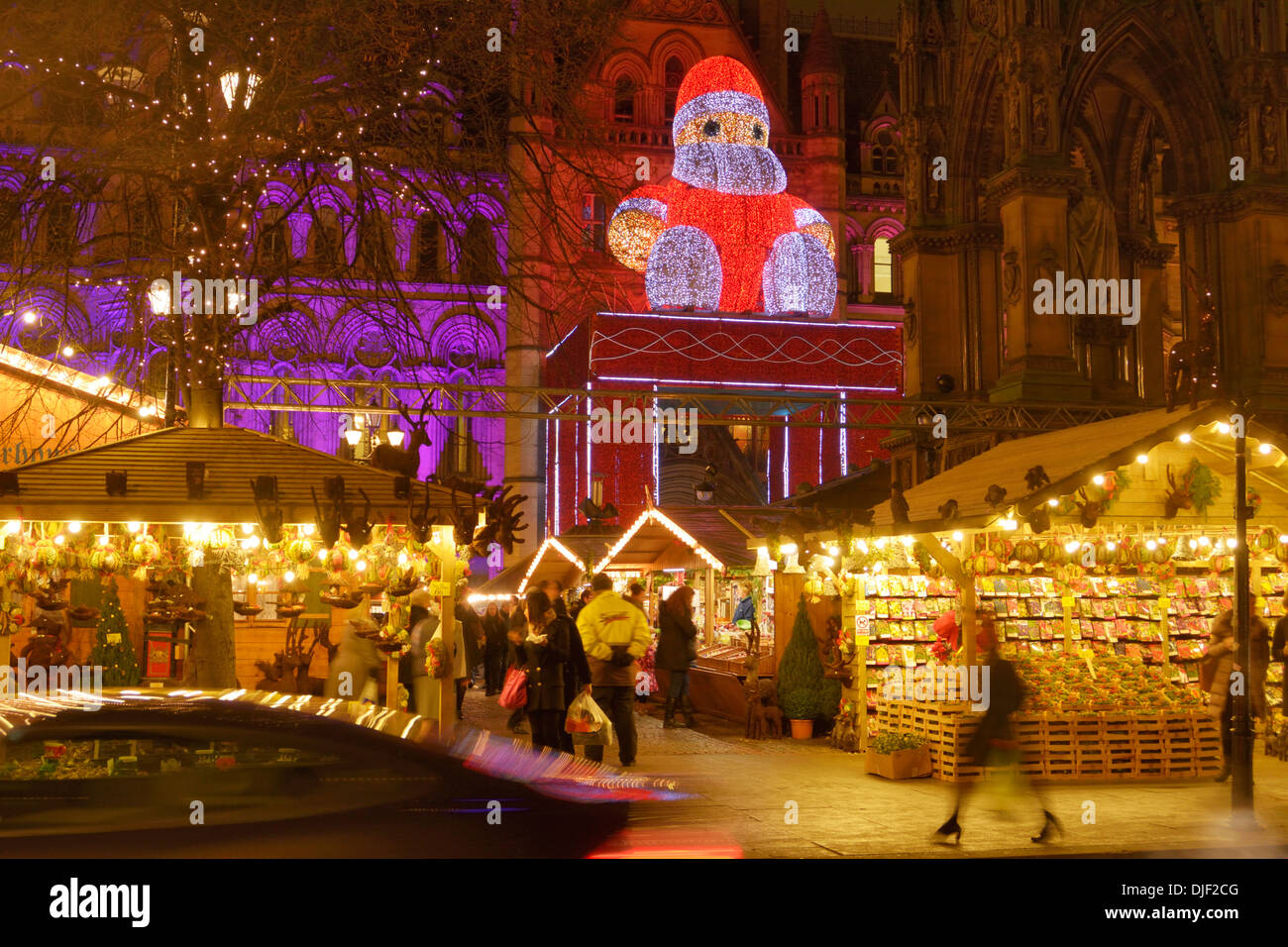 Christmas Market in Albert Square, Manchester Stock Photo - Alamy