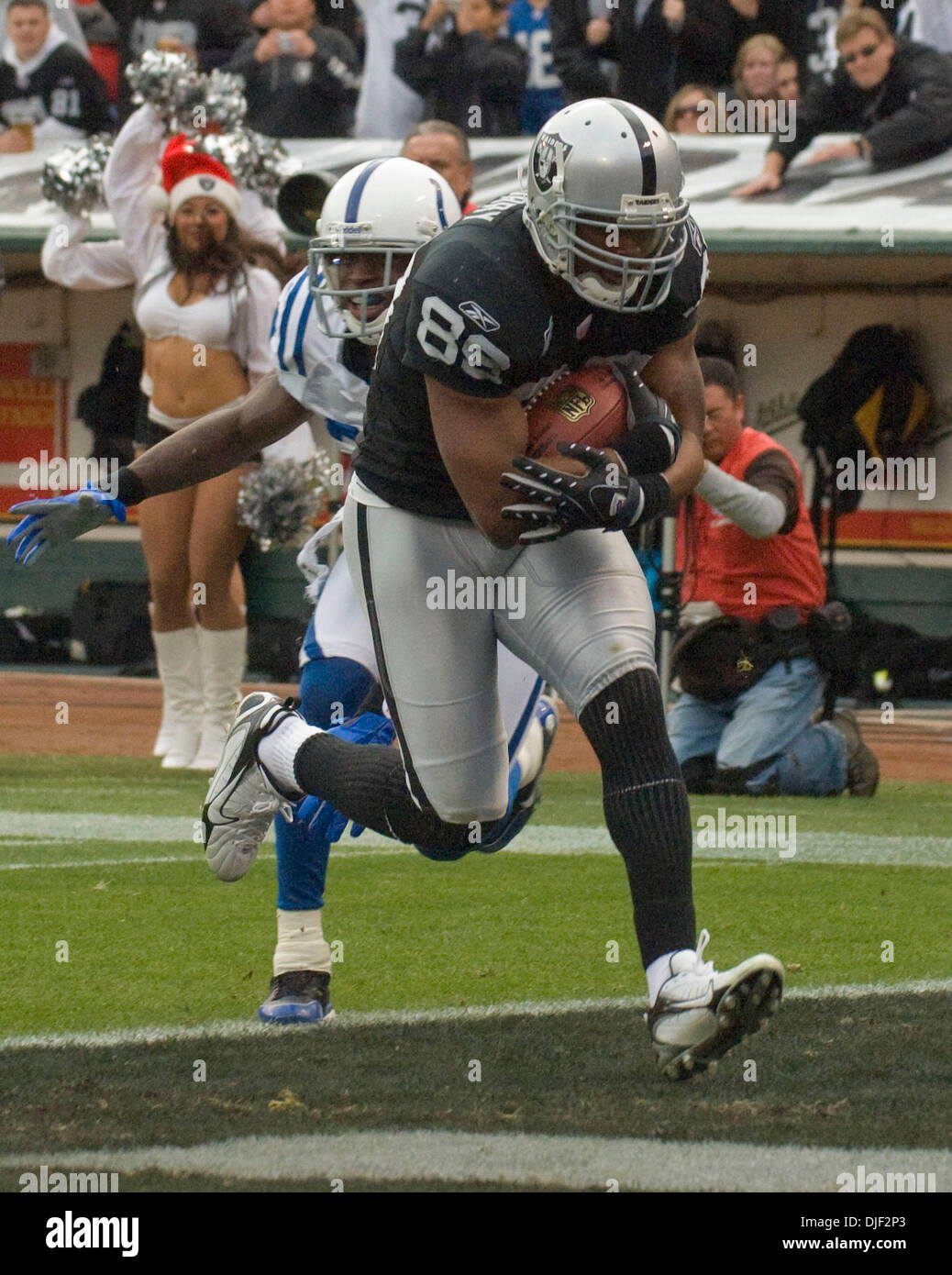 Indianapolis colts wide receiver hi-res stock photography and images ...