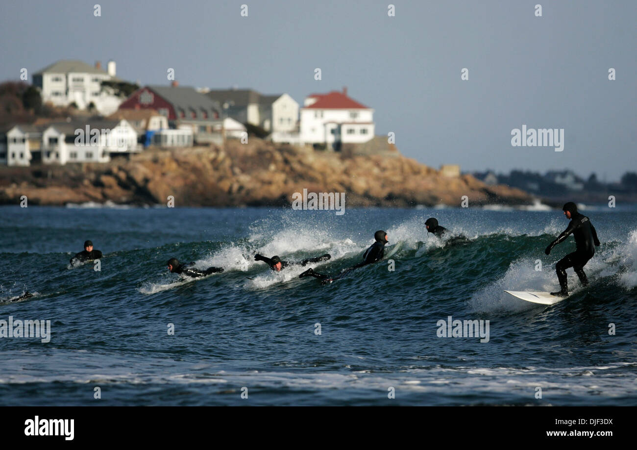 Dec 27, 2007 - Gloucester, Massachusetts, USA - Days after Christmas ...