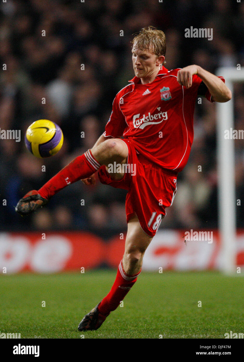 Liverpools dirk kuyt hi-res stock photography and images - Alamy
