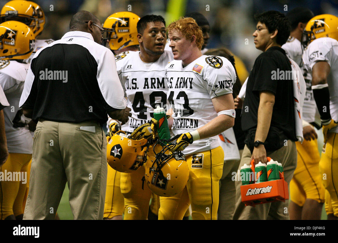 All american bowl san antonio texas hi-res stock photography and images ...