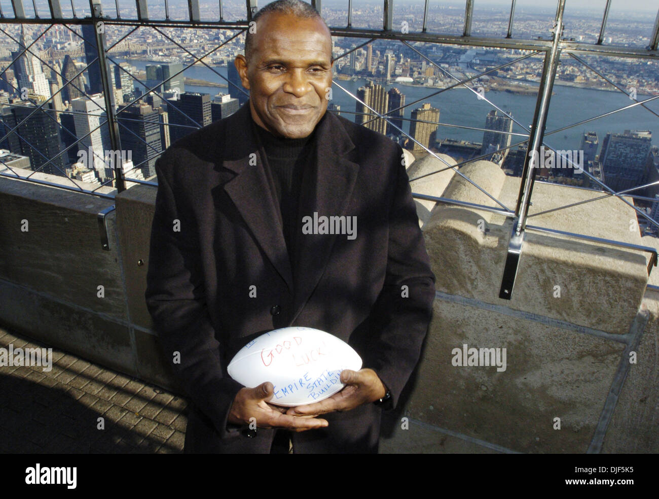 Harry carson hi-res stock photography and images - Alamy