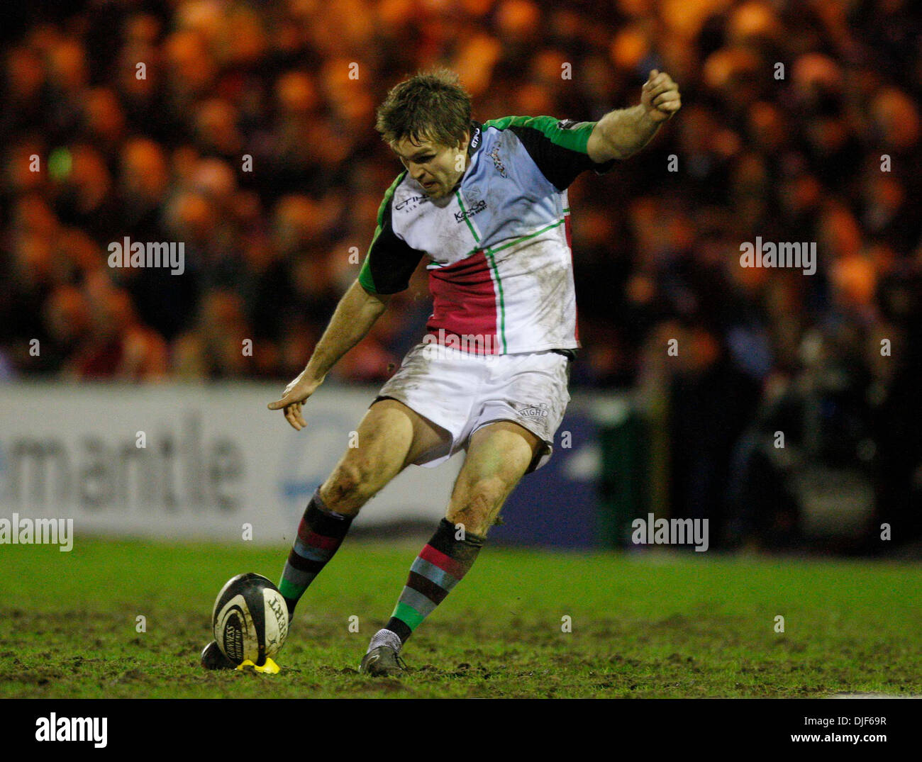 Adrian Jarvis of Harlequins on his way to scoring their six points ...