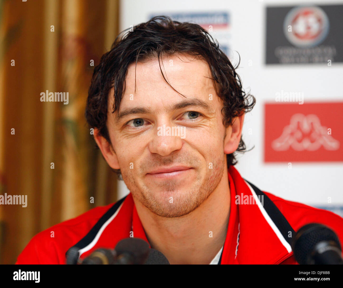 Simon davies hi-res stock photography and images - Alamy