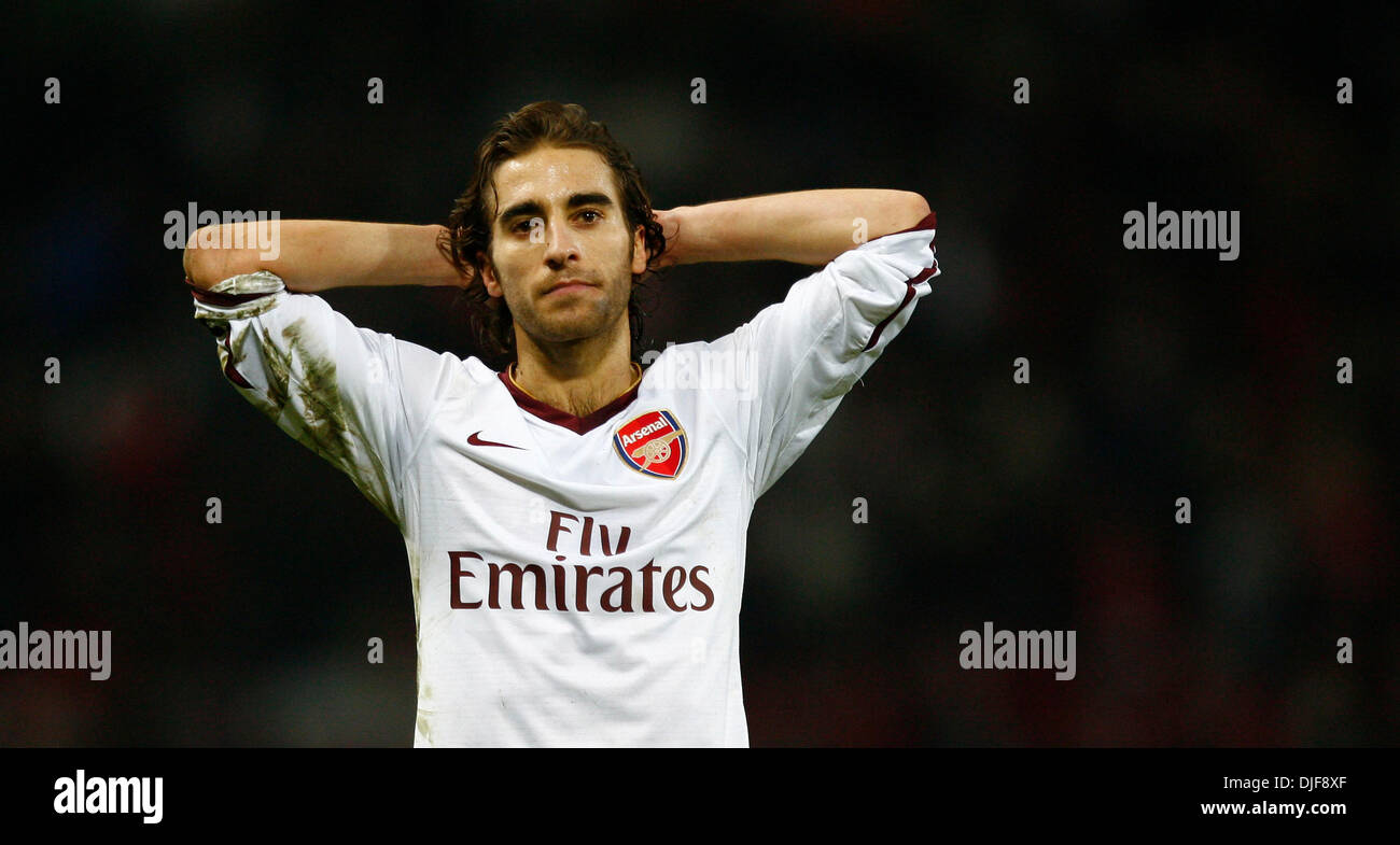 Mathieu flamini arsenal hi-res stock photography and images - Alamy