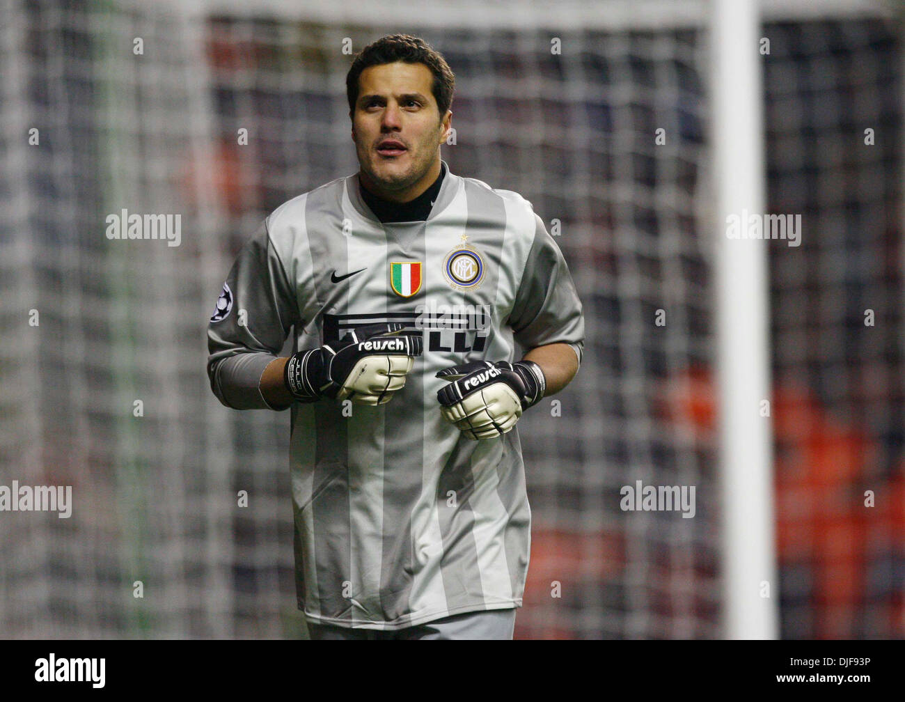 Julio cesar of inter milan hi-res stock photography and images - Alamy