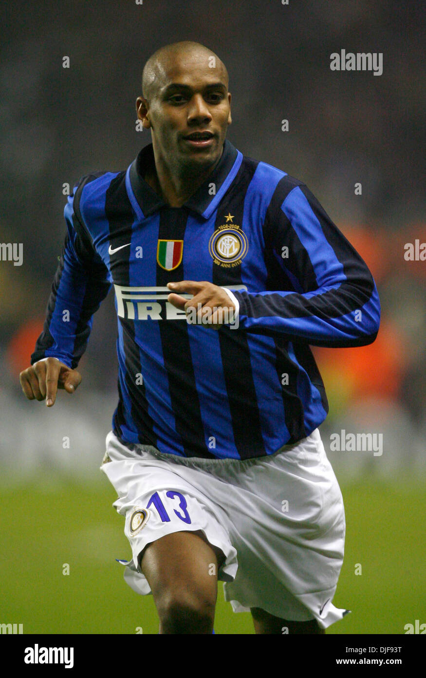 Maicon inter milan hi-res stock photography and images - Alamy