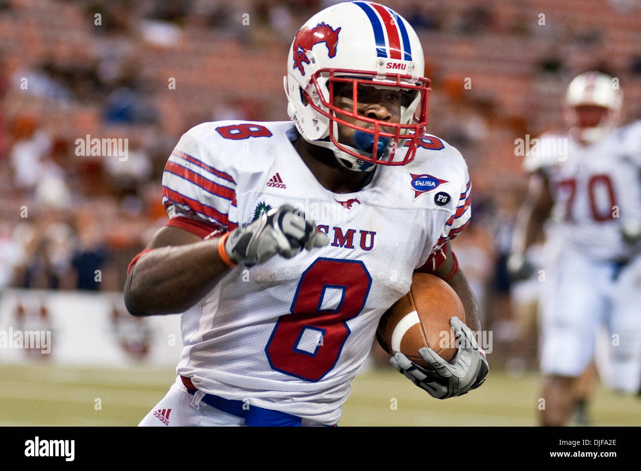 Southern Methodist running back Shawnbrey McNeal #8 during 2nd half ...