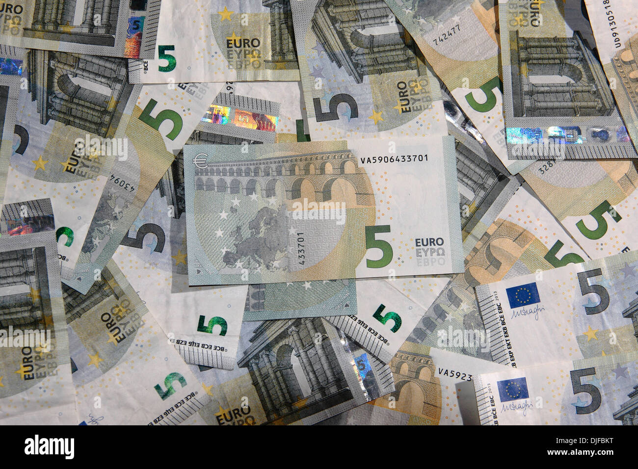 Design notes hi-res stock photography and images - Alamy