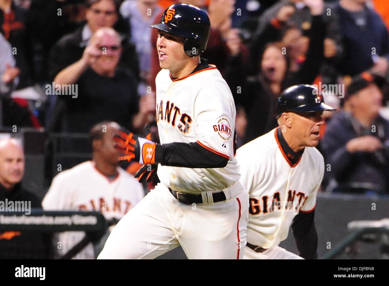 San Francisco, CA: San Francisco Giant Buster Posey (28) rounds third ...