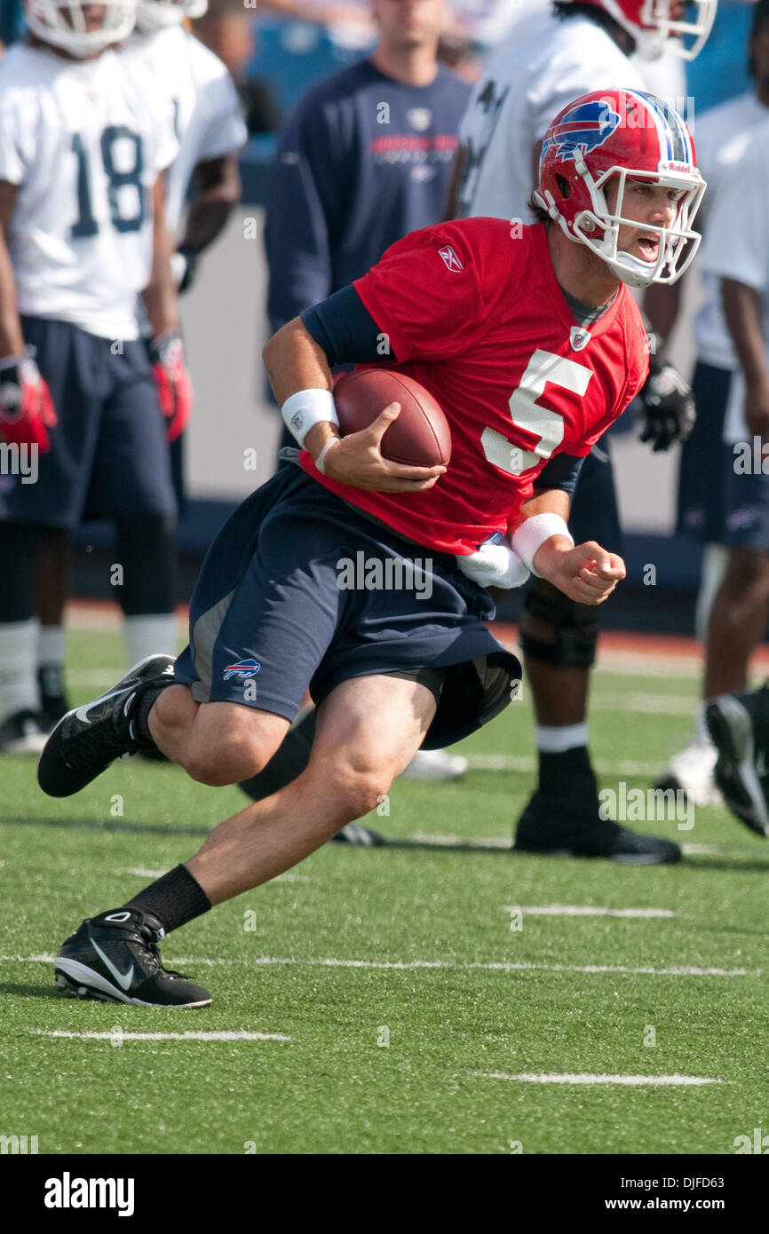Buffalo Bills quarterback Trent Edwards (#5) during a minicamp event at ...