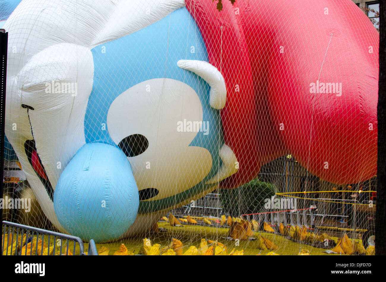 NEW YORK, NY, USA, Nov. 27, 2013. "Papa Smurf" balloon being inflated ...