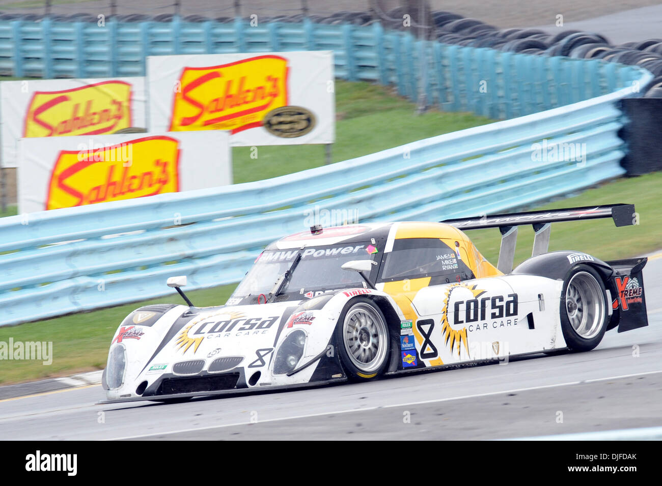 The second place car of Mike Forest and Ryan Dalziel makes its way ...