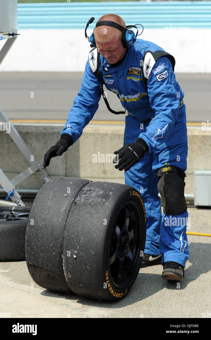 Gearwrench hi-res stock photography and images - Alamy