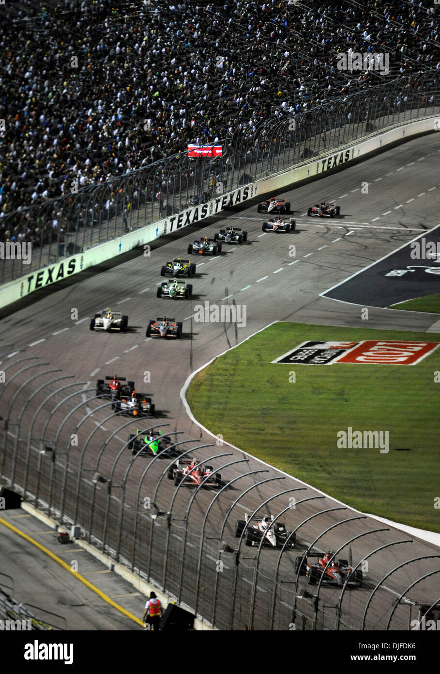 Frontstretch hi-res stock photography and images - Alamy