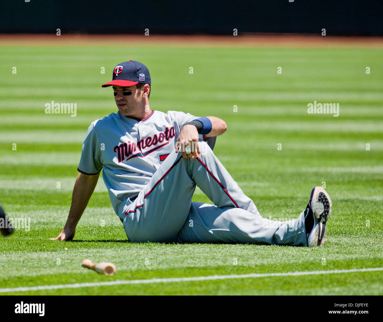 June 6, 2010: Minnesota Twins catcher Joe Mauer (7) stretches before ...