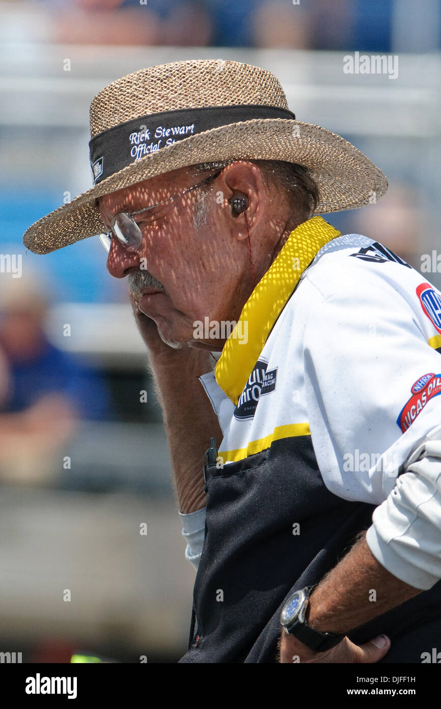 Long-time NHRA Official Starter Rick Stewart checks in with race ...