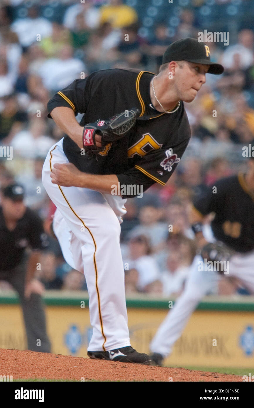 18 June 2010: Pittsburgh Pirates starting pitcher Paul Maholm (28 ...