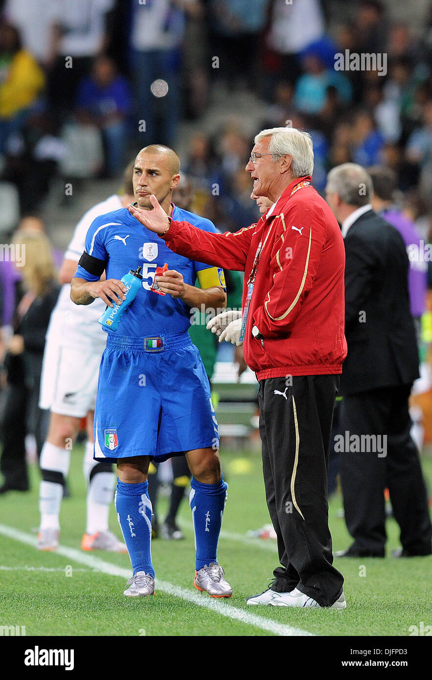 Marcello lippi and fabio cannavaro hi-res stock photography and images ...