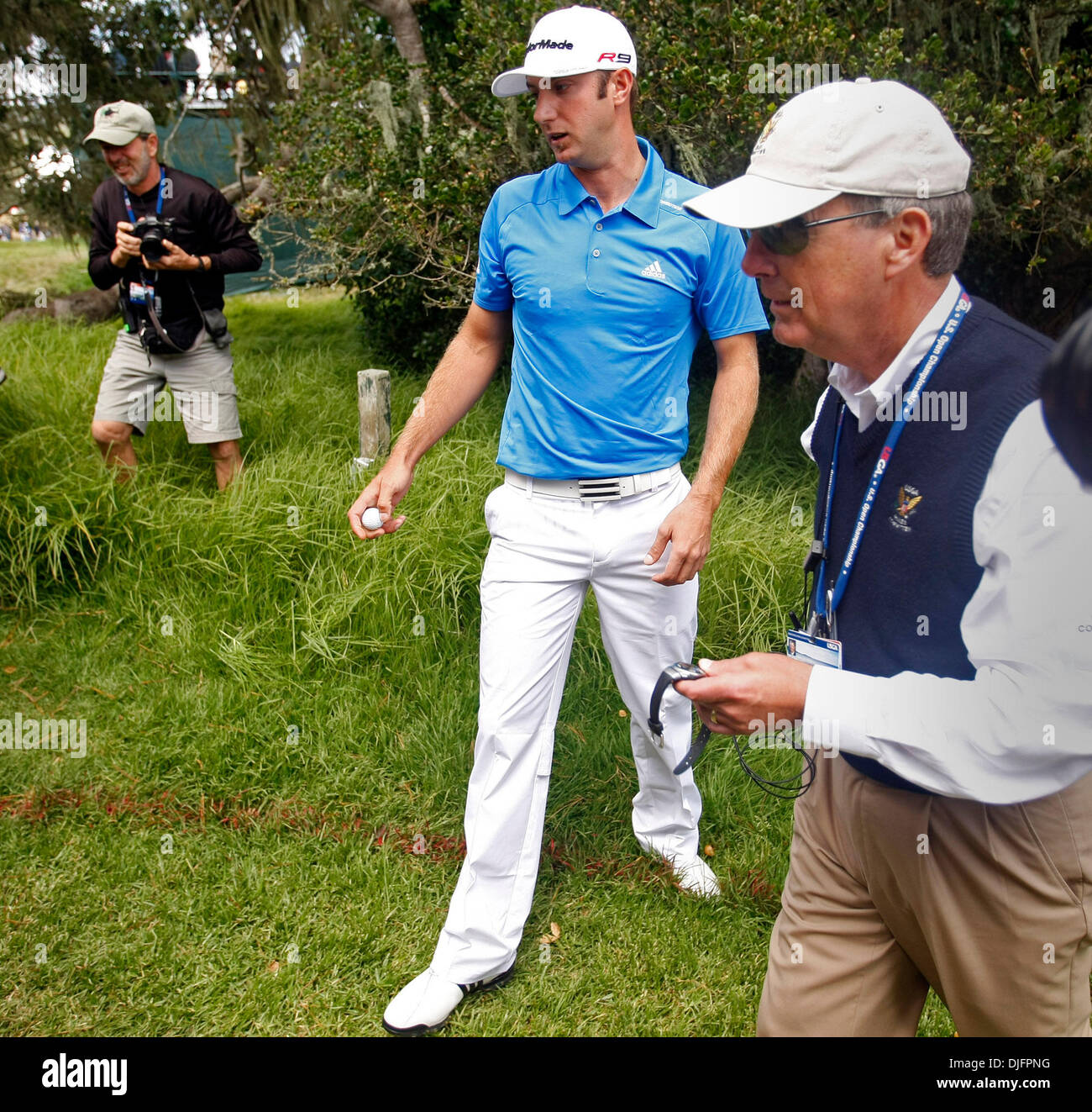 June 20, 2010 - Pebble Beach, California, U.S. - DUSTIN JOHNSON tries ...