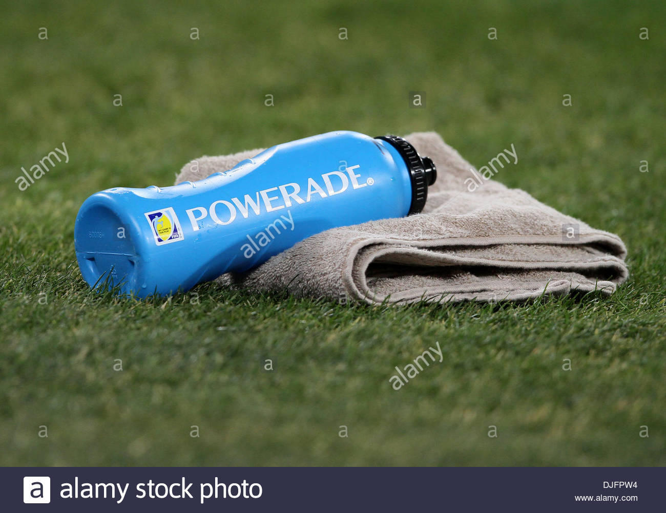 Powerade Stock Photos & Powerade Stock Images - Alamy