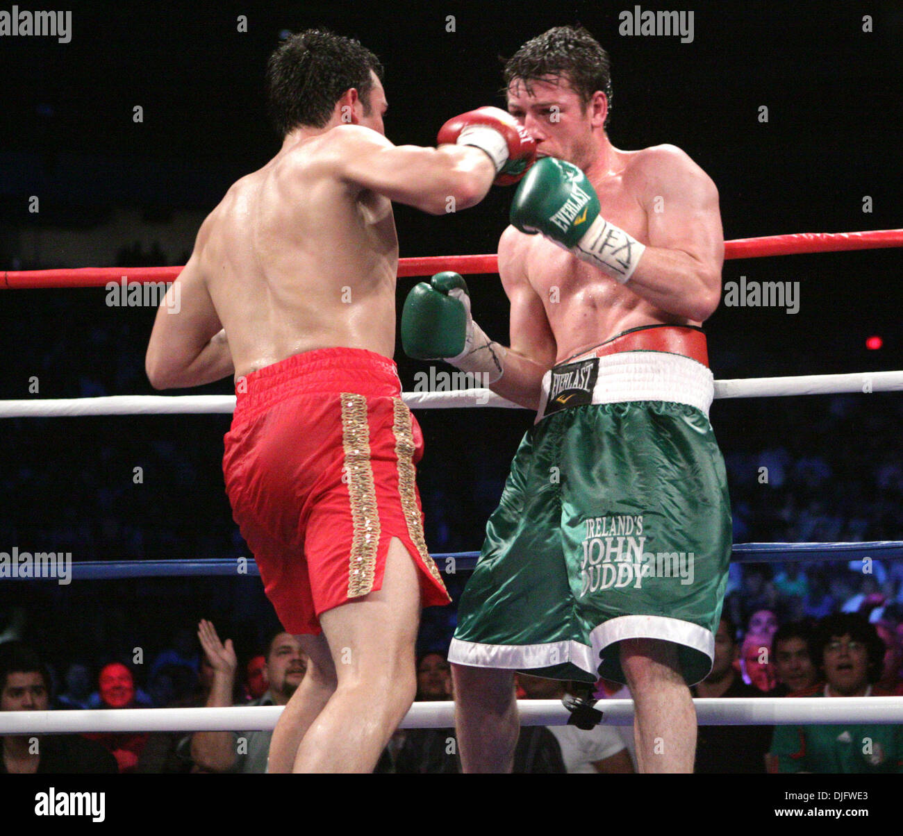 Jun 26, 2010 - San Antonio, Texas, USA - Middleweight boxers JULIO ...