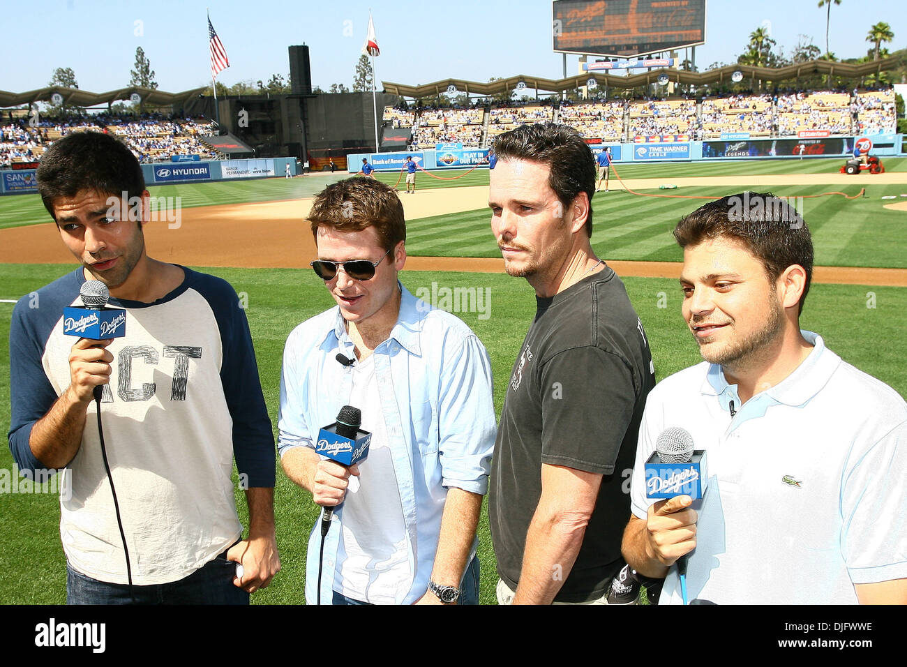 Adrian grenier entourage hbo hi-res stock photography and images - Alamy