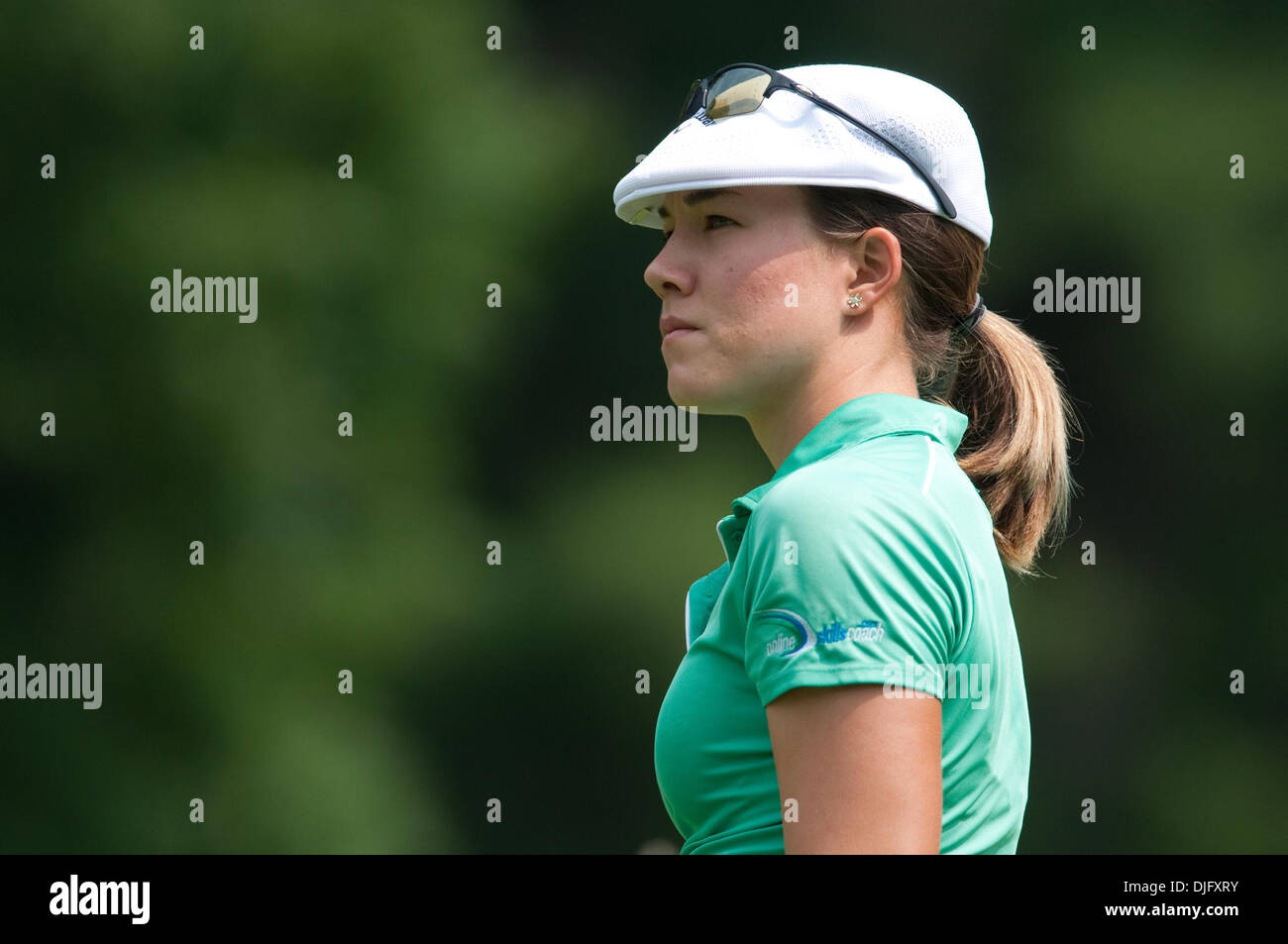 Golfer Vicky Hurst at the 5th tee during the final round of the 2010 ...