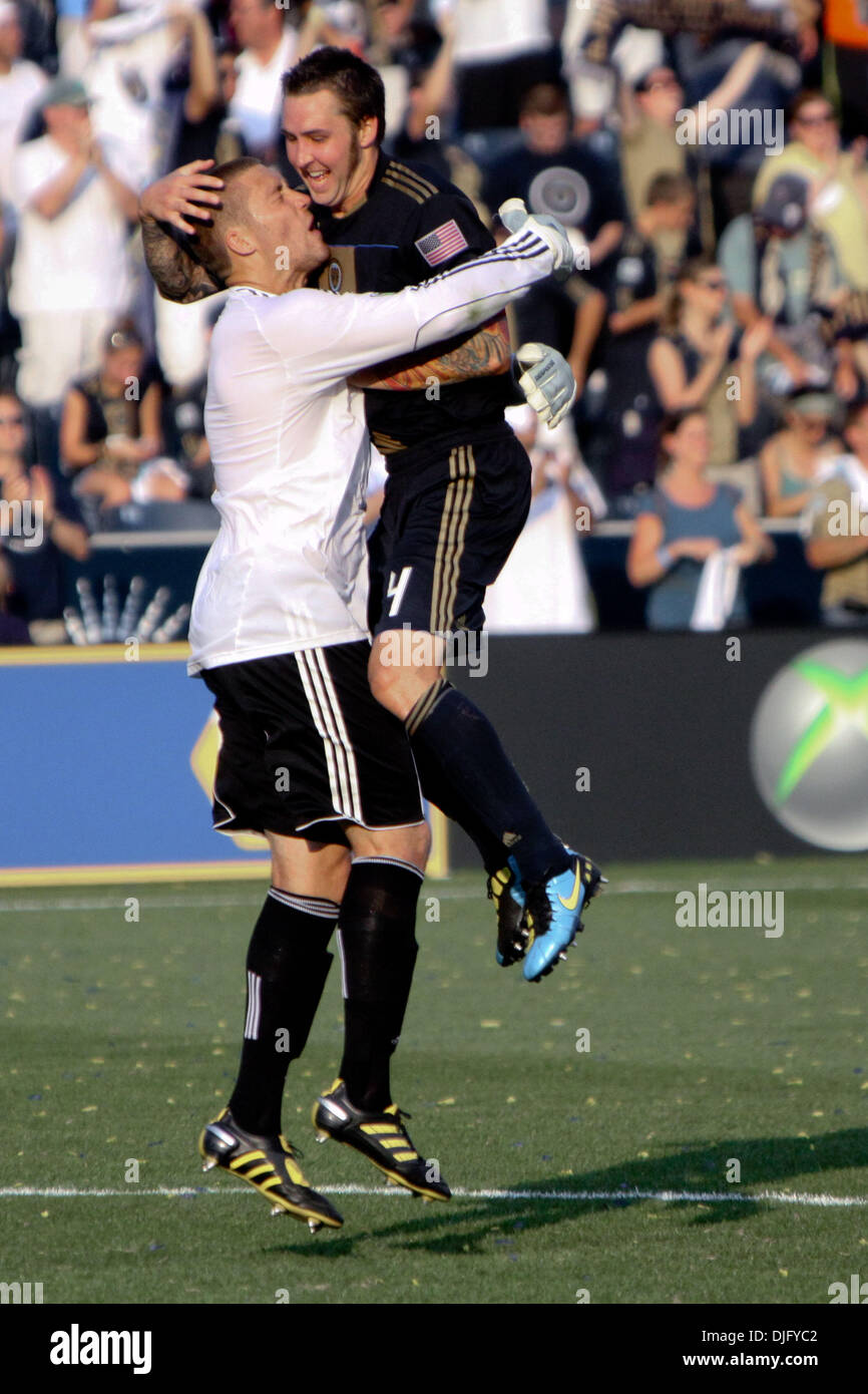 Philadelphia Union goalie Chris Seitz (#1) and defender Danny Califf ...